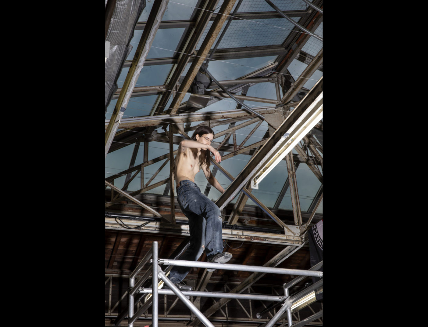 L'artista visuale Anne Imhof al Palais de Tokyo fino al 24 ottobre